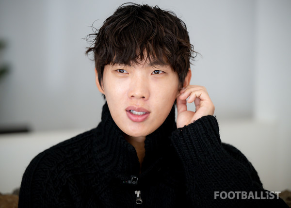 ‘국가대표 풀백’ 이명재가 말하는 잉글랜드 도전기와 대전 우승, 그리고 월드컵 [뽈터뷰]
