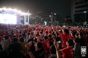 Gwanghwamun Becomes the Heart of South Korea's World Cup Celebration